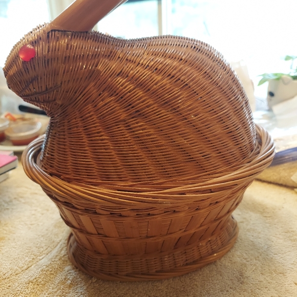 Accents | Vintage Woven Wicker Rattan Rabbit Basket Bamboo Ears 6s ...